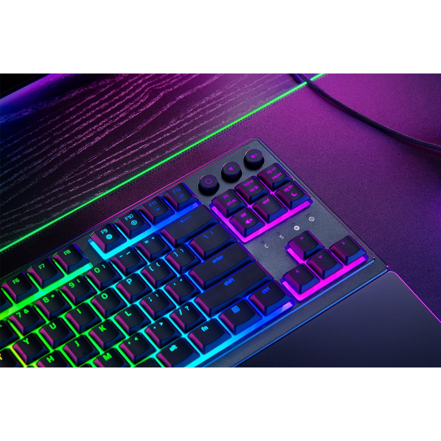 Razer Ornata V3 TKL 靜音人體工學遊戲鍵盤 (靜音薄膜矮軸按鍵軸)